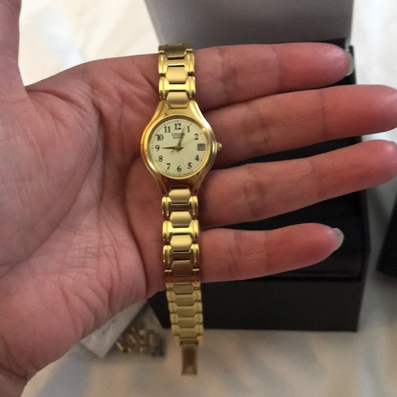 Citizen | Accessories | New Citizen Easy Reader Gold Watch | Poshmark